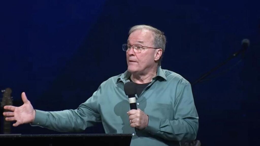 Mike Bickle Bio, Age, Wife, Family, Prophecy, IHOPKC, Net Worth ...