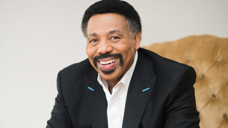 Tony Evans Bio, Age, New Wife, Sermons, Church, Children ...