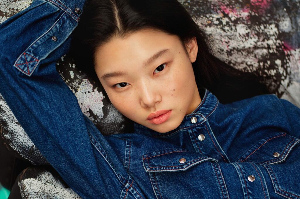 Yoon Young Bae Bio, Age, Height, Supermodel, Net Worth | thebiographybytes