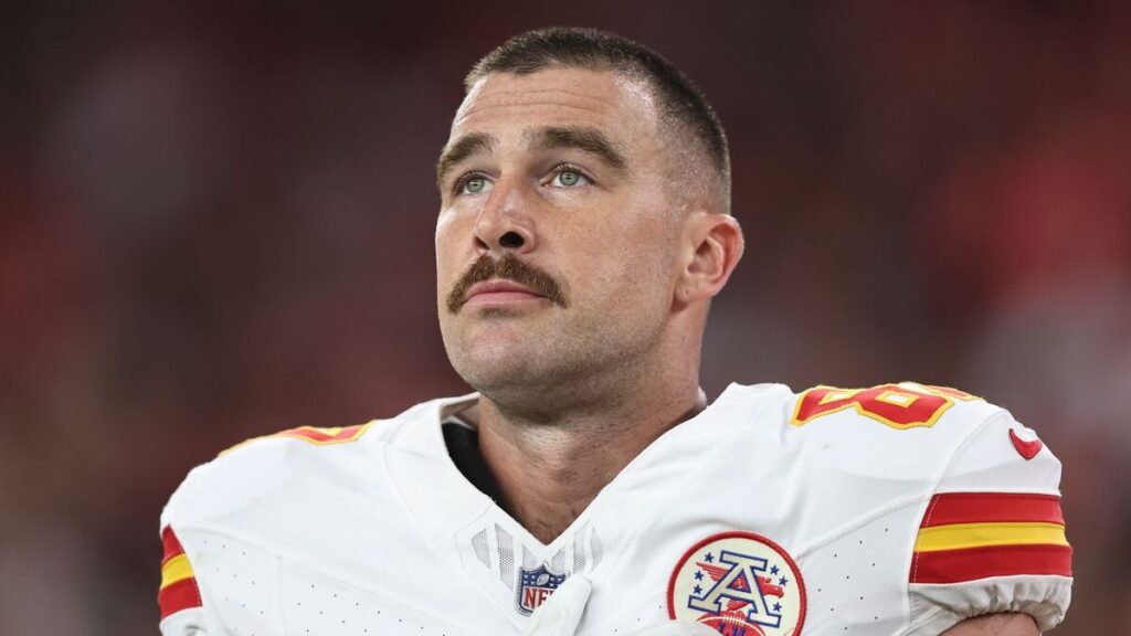 Travis Kelce Bio, Age, Height, Wife, Salary, Net Worth | thebiographybytes