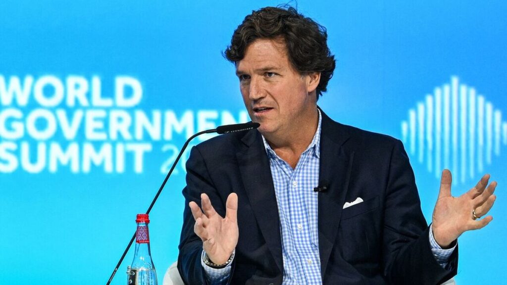 Tucker Carlson Fox News, Bio, Age, Height, Wife, Dad, Net Worth ...