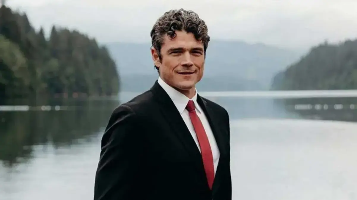Joe Kent Bio, Age, Height, Wife, Children, Resigns, CIA, Net Worth ...